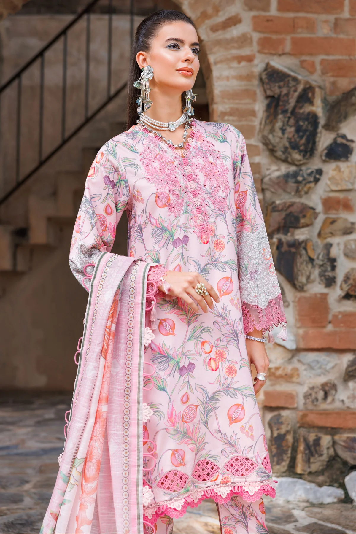 24-FLE-20685 | Vivace Collections